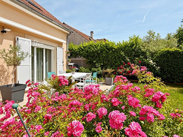 Bussy-Saint-Georges, Clos, Tillet, Génitoy, Golf - Maison 6 pièces à vendre