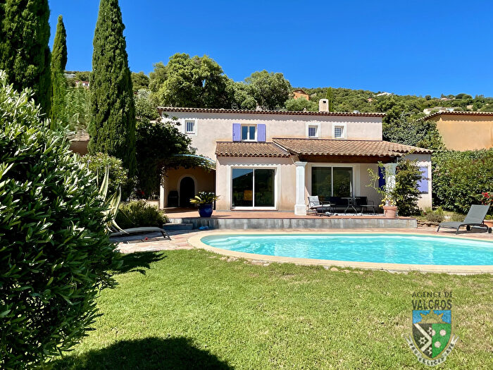 La Londe-les-Maures, Valcros, Alicastre, Haut Pansard, Bas Pansard, Le Pin : Maison 5 pièces à vendre