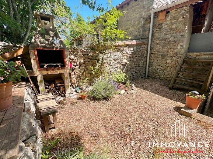 Claret - Maison 3 pièces à vendre