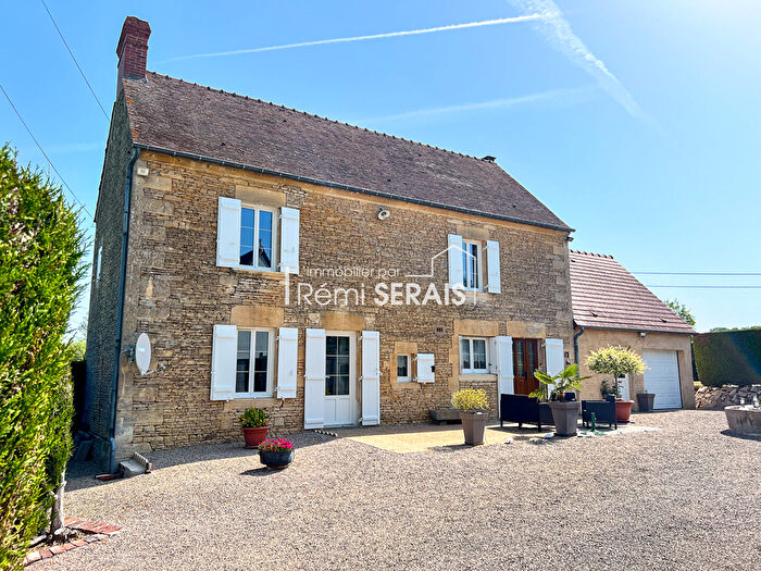 Maison 4 pièces à Neauphe-sur-Dive, à vendre