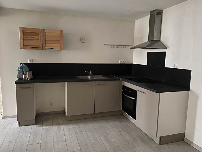 Maison à louer - Niort, Centre-ville - 4 pièces - 3 chambres