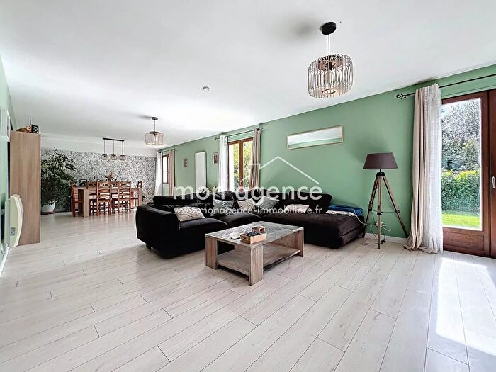 Maison à vendre - Bierville - 7 pièces - 5 chambres