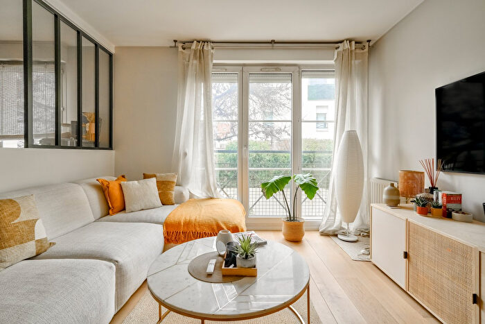 Appartement à vendre - Clamart, Centre-ville - 2 pièces - 1 chambre