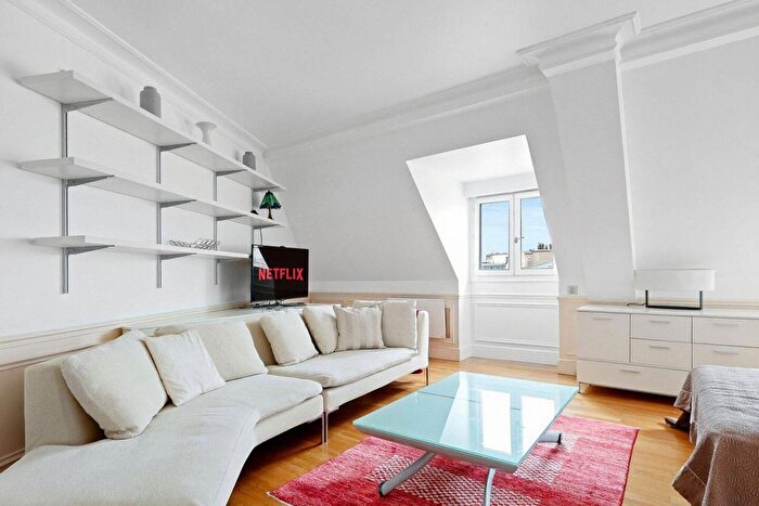 Appartement 2 pièces à louer - Saint Germain des Prés, Paris ème arrondissement