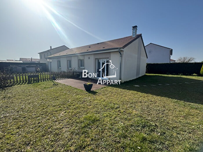 Maison à vendre - Saint-Privat-la-Montagne - 5 pièces - 3 chambres