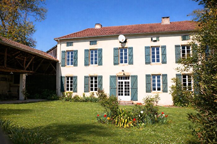 Maison 9 pièces à vendre à Madiran