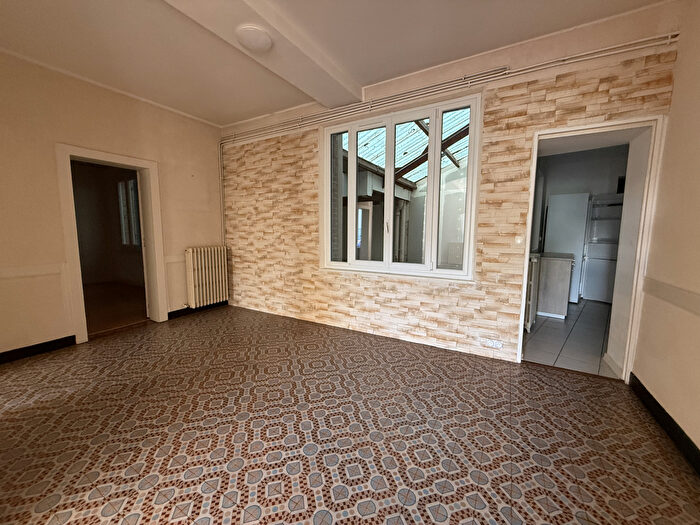 Salbris : Maison 4 pièces à louer