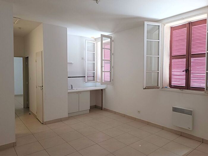 Appartement 2 pièces à Centre Ancien, Istres, à louer