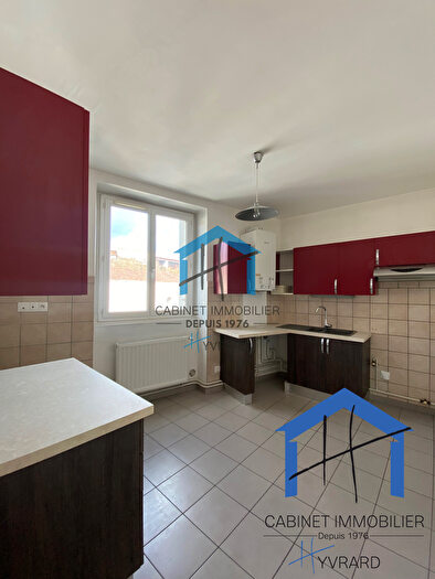 Appartement 2 pièces à louer à Rive-de-Gier, Centre-ville, Baldeyrou, République