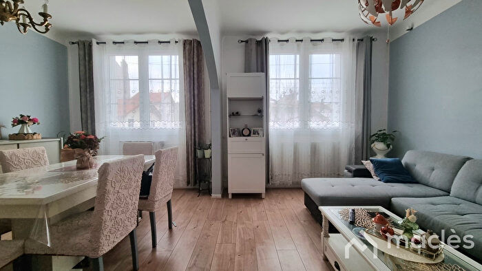 Maison à vendre - La Courneuve, Quatre-Routes, Anatole France - 4 pièces - 3 chambres