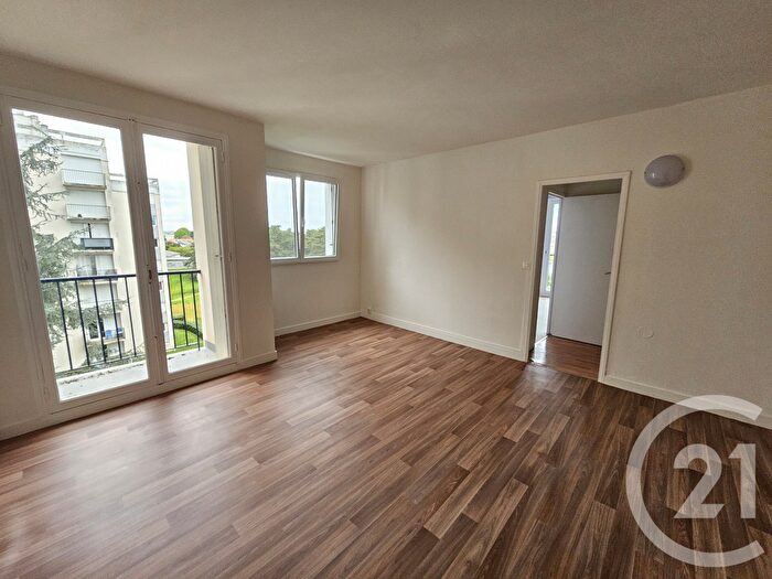 Appartement 4 pièces à vendre à Châtellerault, Ozon