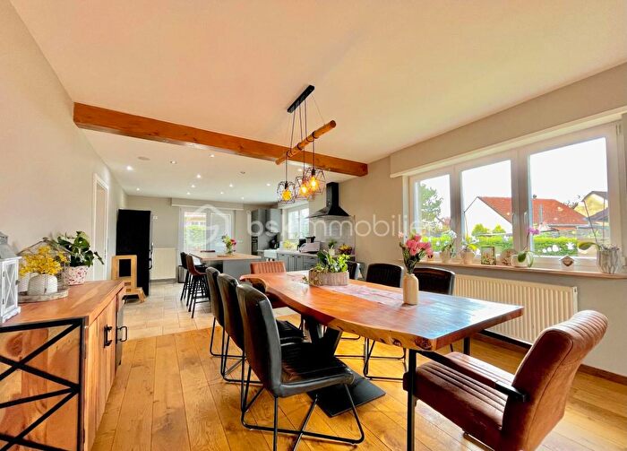 Maison à vendre - Herbitzheim - 8 pièces - 5 chambres