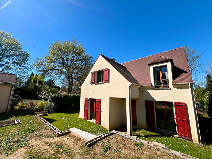 Rochefort-en-Yvelines : Maison 6 pièces à vendre