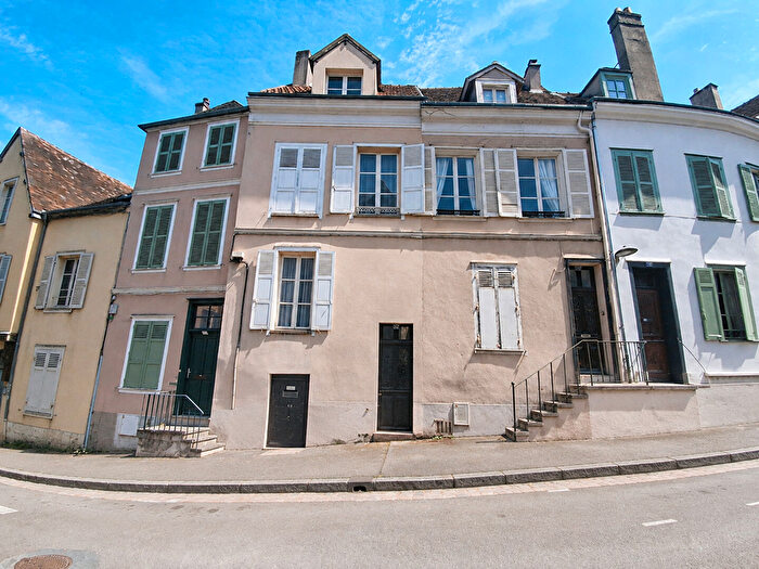 Maison 4 pièces à Chartres, Centre-ville, à vendre