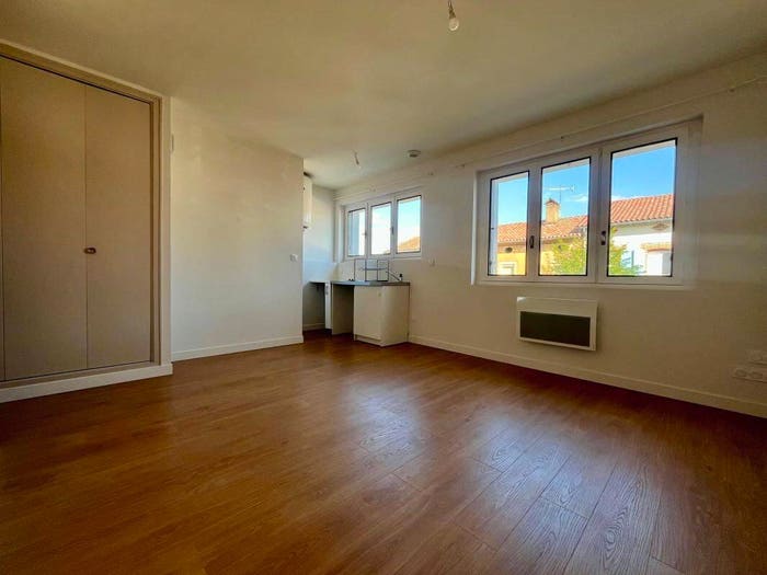 Sud, Caussade - Appartement 2 pièces à louer