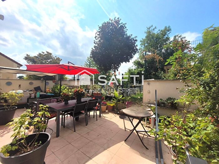 Maison 7 pièces à vendre à Montmagny, Lévriers, Carnot, Plante des Champs, Hameau des Noyers
