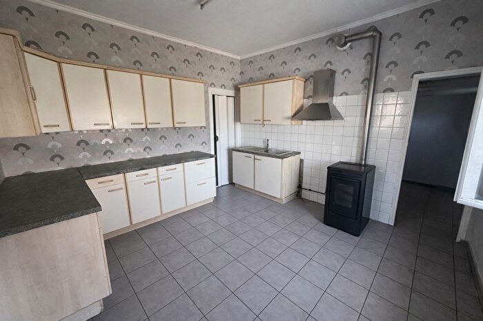 Maison à vendre - Digoin - 4 pièces - 4 chambres