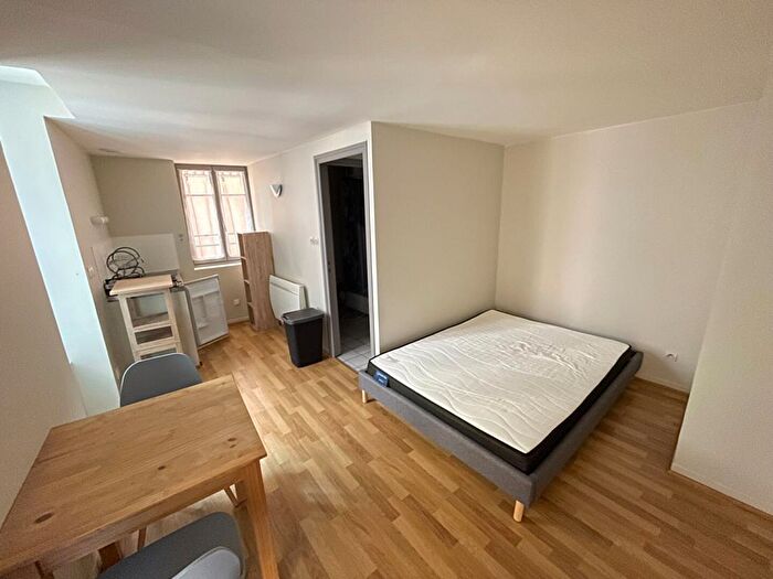 Chalon-sur-Saône : Appartement 1 pièce à louer