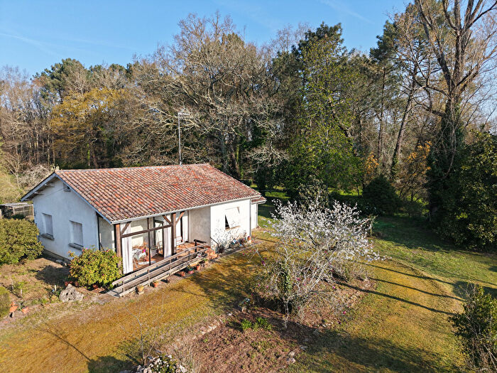 Maison à vendre - Poussignac - 4 pièces - 2 chambres