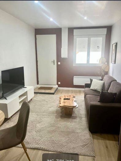 Osmoy : Appartement 1 pièce à louer