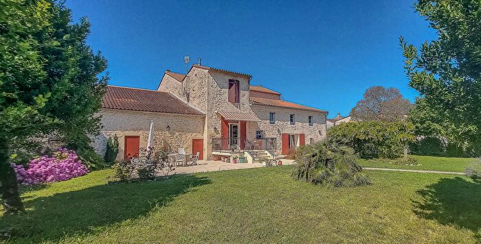 Maison 9 pièces à vendre à Saint-Yzans-de-Médoc