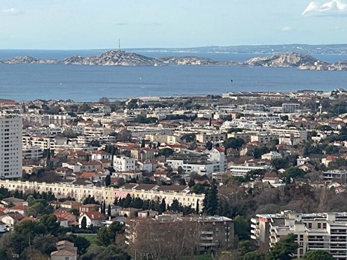 Appartement à vendre - Marseille e , Le Cabot - 2 pièces - 1 chambre