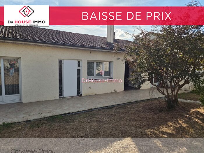 Sauveterre-de-Guyenne : Maison 5 pièces à vendre
