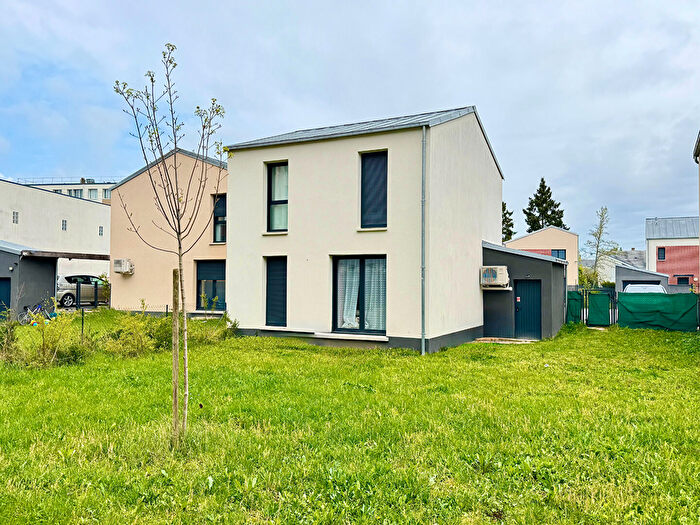 Maison à vendre - Orléans, La Croix Saint-Marceau, La Mouillère, Pré Pinson - 4 pièces - 3 chambres