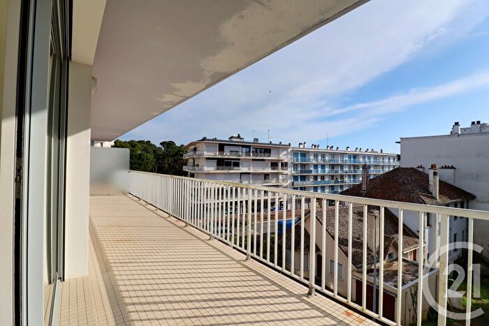 Appartement à vendre - La Baule-Escoublac, La Baule-les-Pins - 3 pièces - 2 chambres