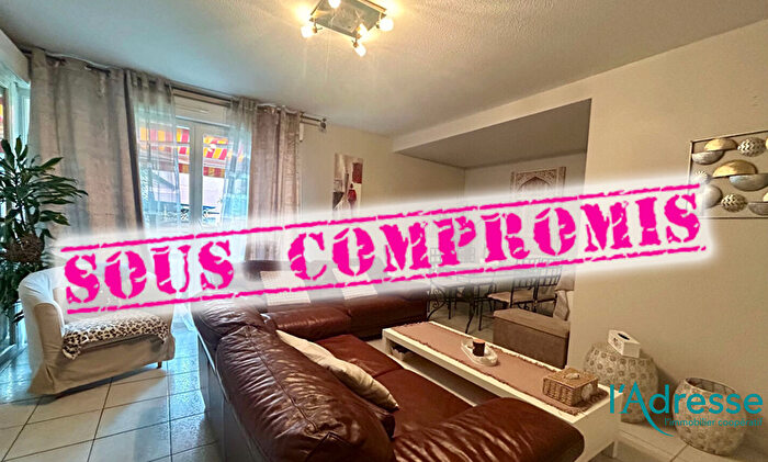 Appartement à vendre - Wintzenheim - 3 pièces - 2 chambres