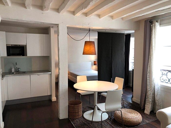 Appartement à louer - Montorgueil-Saint Denis, Paris ème arrondissement - 2 pièces - 1 chambre