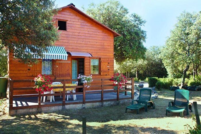 Appartement à louer - Centre Ville-Stalingrad, Alès - 2 pièces - 1 chambre