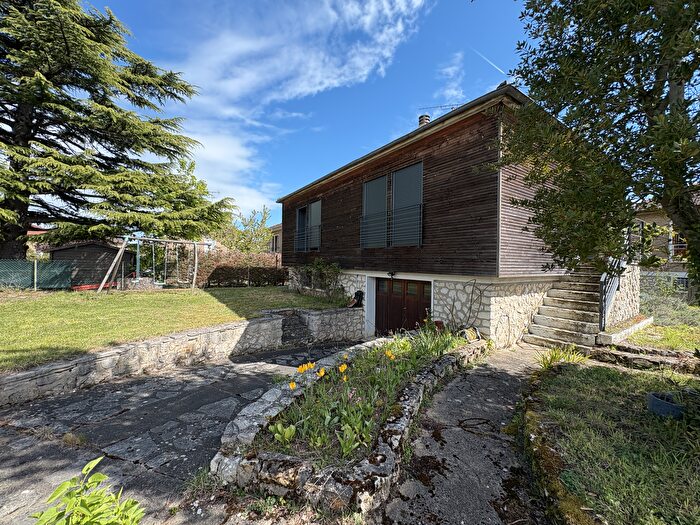 Maison 5 pièces à Cesson, à vendre