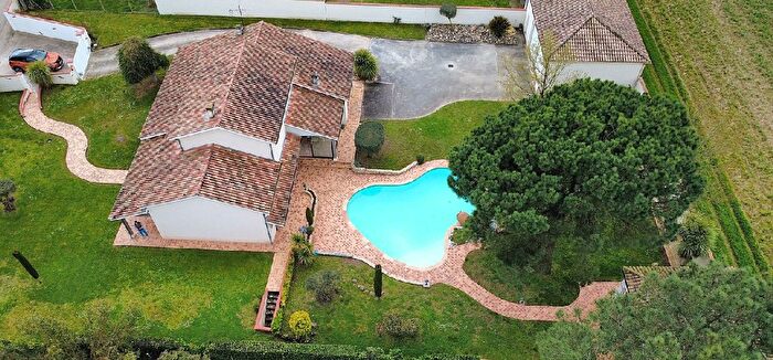 Maison à vendre - Sainte-Bazeille - 6 pièces - 4 chambres