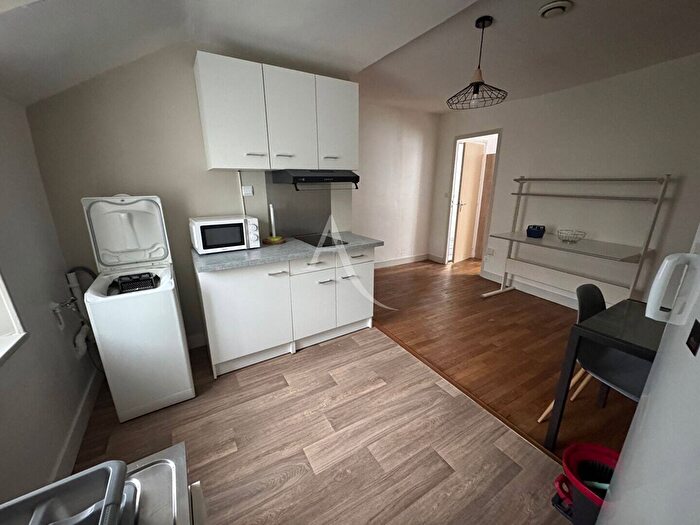 Appartement à louer - Centre Ville, Blois - 2 pièces - 1 chambre