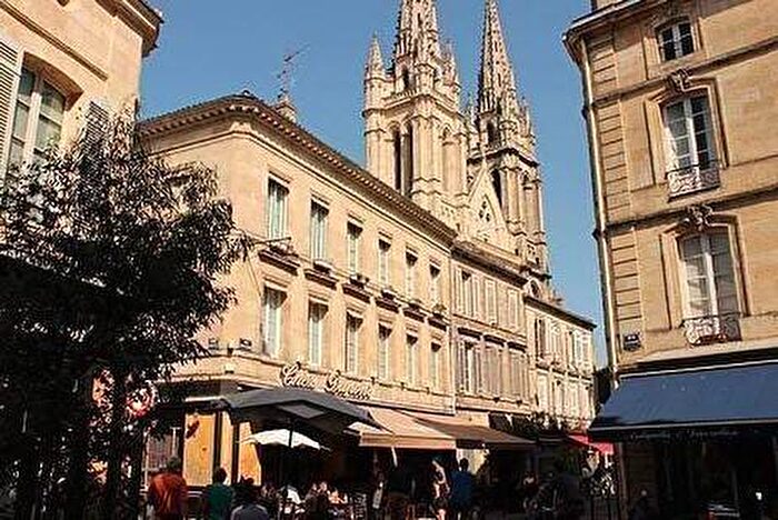 Appartement à louer - Le Bouscat - 1 pièce - 1 chambre