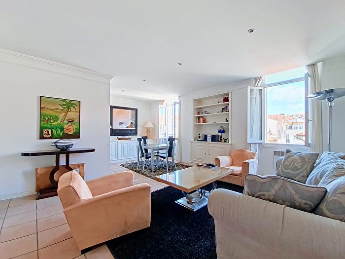 Appartement 4 pièces à vendre - Cannes, Centre-ville