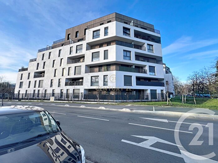 Appartement à vendre - Noisy-le-Grand, Est - 3 pièces - 2 chambres