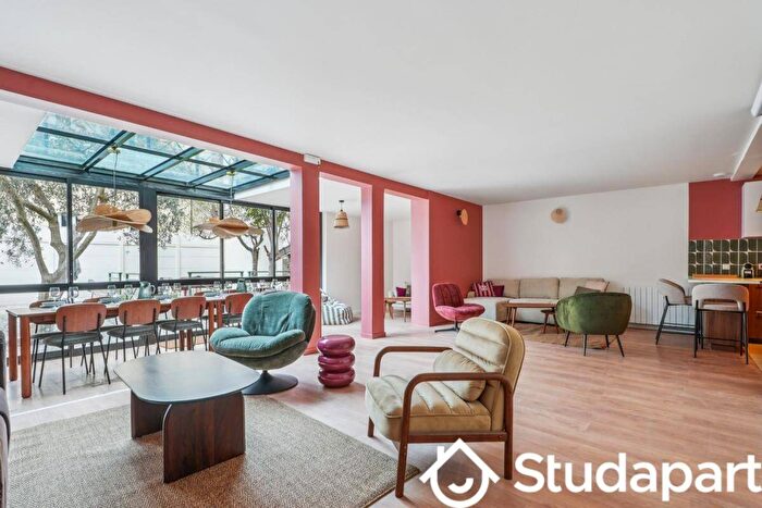 Appartement à louer - Pasteur, Villejuif - 1 pièce - 7 chambres