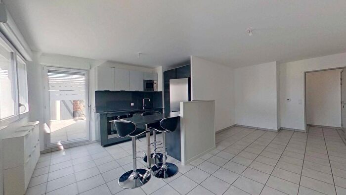 Appartement à louer - La Duchère, Lyon ème arrondissement - 4 pièces - 3 chambres