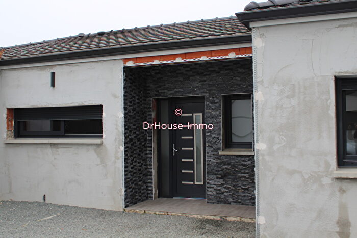 Maison à vendre - Saint-Médard-de-Guizières - 5 pièces - 3 chambres