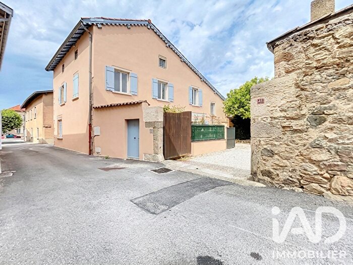 Maison 9 pièces à vendre à Taluyers