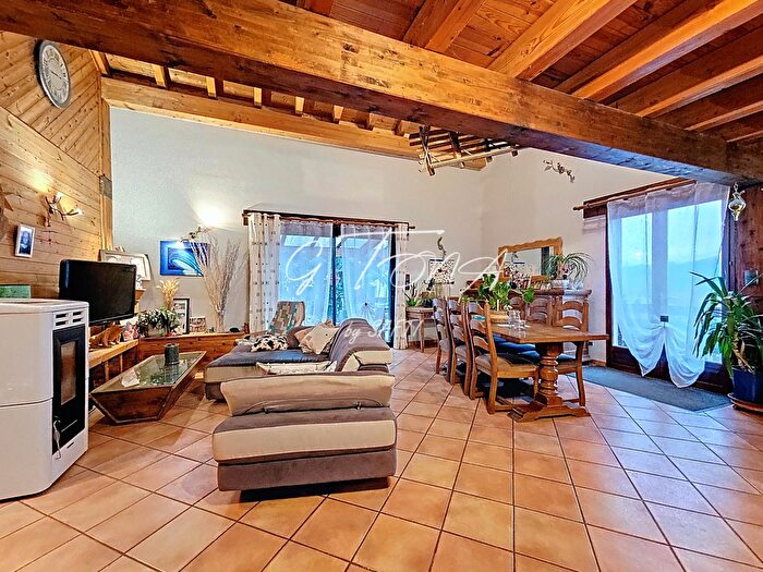 Maison à vendre - Saillagouse - 6 pièces - 4 chambres