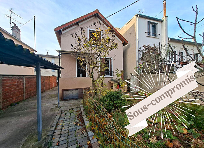 Maison à vendre - Le Bourget, Edouard Vaillant - 4 pièces - 2 chambres