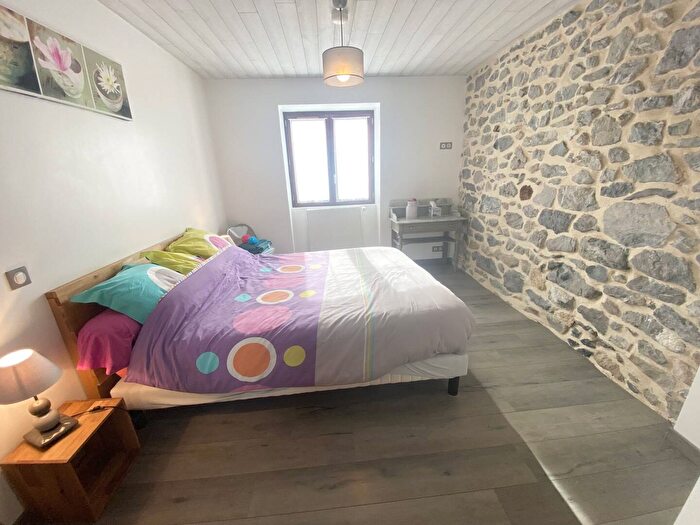 Maison à louer - Ayherre - 5 pièces - 3 chambres