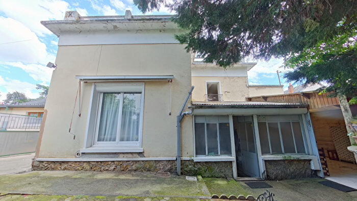 Maisons à vendre et appartements à louer - 1