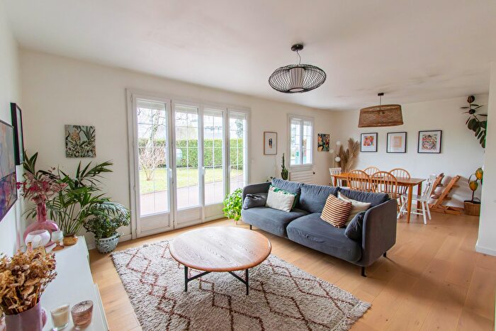 Maison à vendre - Avrillé, Centre-ville, Ternière - 5 pièces - 3 chambres