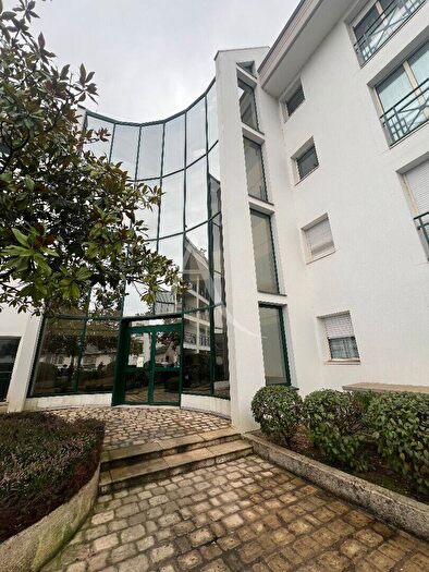 Appartement à louer - Bannier-Coligny, Orléans - 3 pièces - 2 chambres