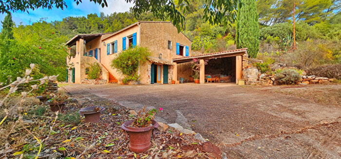 Vidauban : Maison 5 pièces à vendre