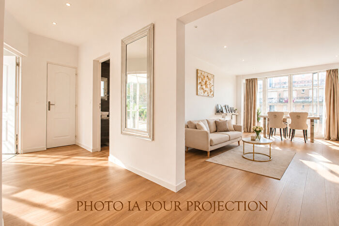 Appartement 4 pièces à vendre à Saint-Ouen, Vieux Saint-Ouen